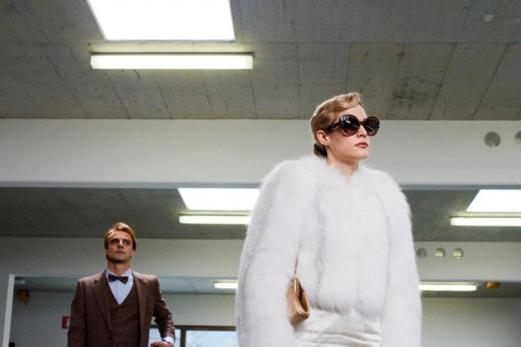 Il volto di un’altra, Laura Chiatti conduttrice sfigurata per Corsicato