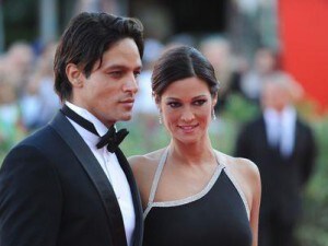 Manuela Arcuri e Gabriel Garko al Festival di Venezia, le foto