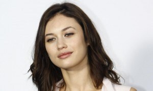 Olga Kurylenko al posto della Holmes nel cuore di Tom Cruise