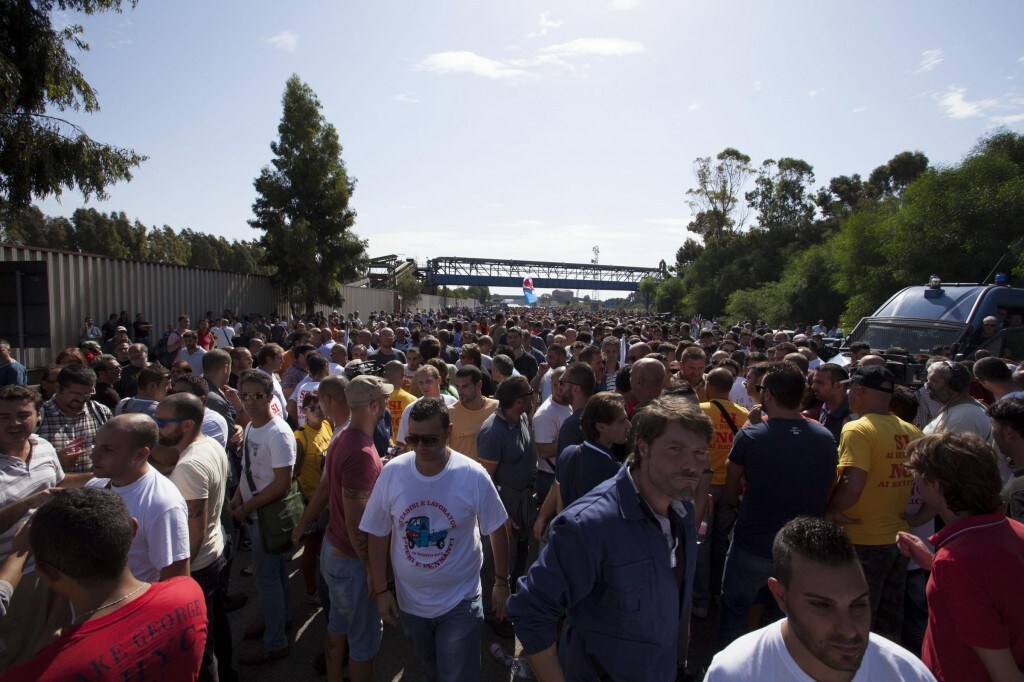 Ilva, da oggi nuovo sciopero e operai in strada (DIRETTA)