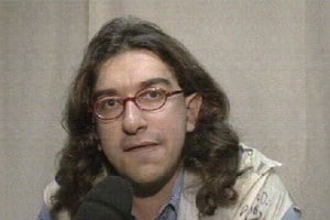 Paolini show, i dieci momenti più celebri del disturbatore dei tg