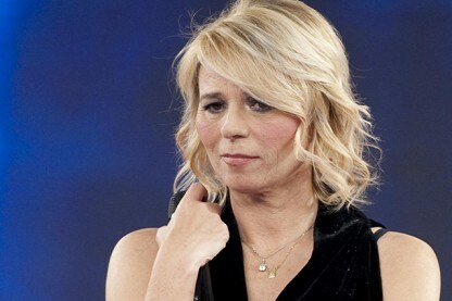 Uomini e Donne: Maria De Filippi lancia Max Valvano, hair stylist di ...