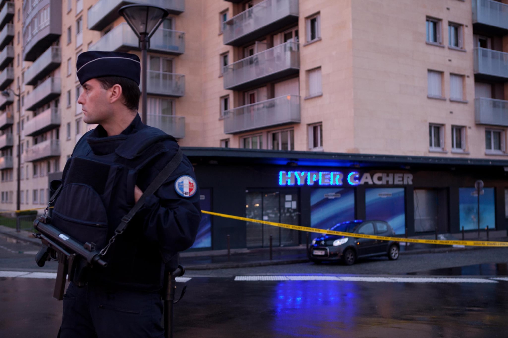 Charlie Hebdo: sei ostaggi dell'Hyper Chacher denunciano due tv francesi