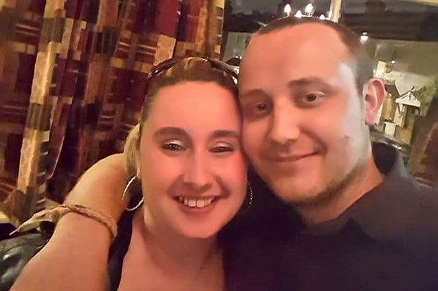 Dopo 14 anni ritrova la madre naturale: "Sono sessualmente attratto da lei"