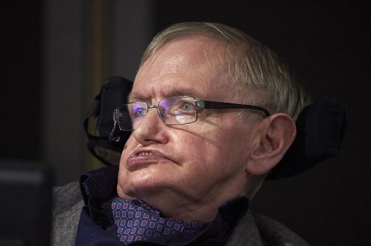 Morto Stephen Hawking, l'astrofisico di fama mondiale aveva 76 anni
