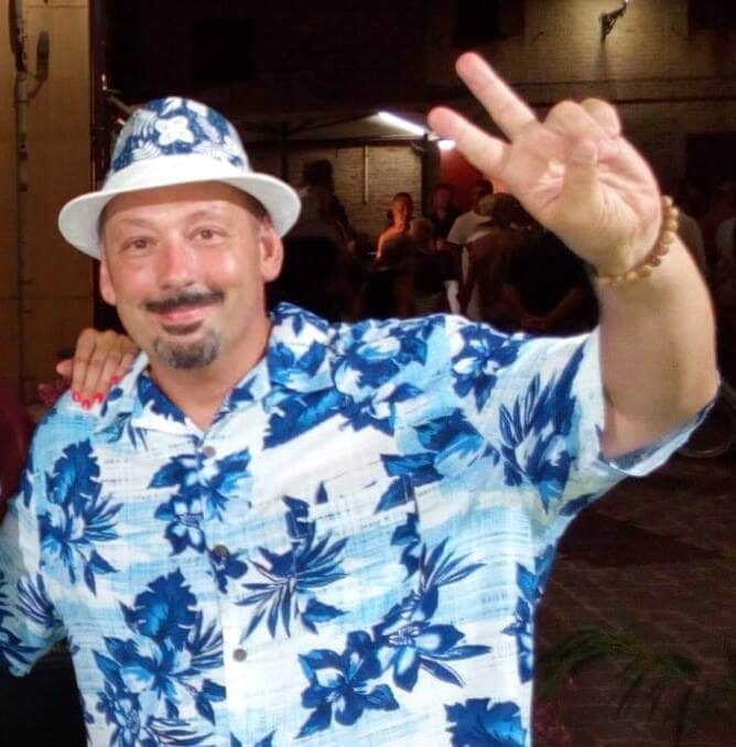 Alessio muore a 43 anni dopo una lunga malattia: "Cavaliere templare e ...