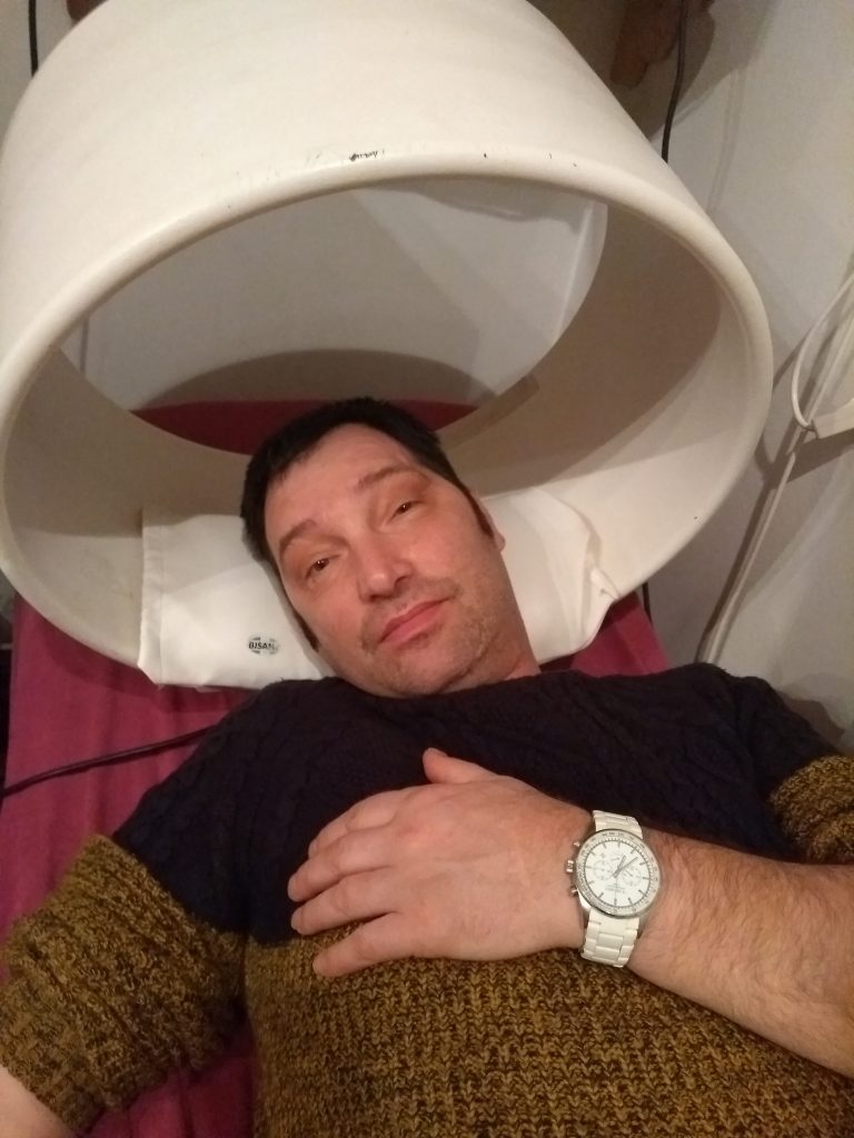 La lotta di Alessandro contro il tumore al cervello: "Solo in Germania ...