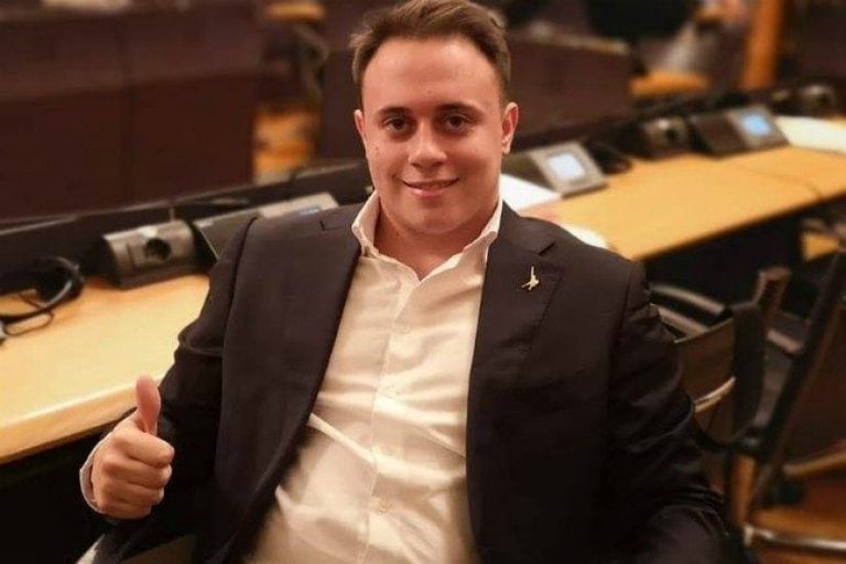 L'audio shock del consigliere leghista: "Venite, c'è una dj fig...da ...