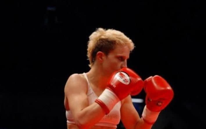 Dieci rapinatori assaltano una coppia: lei è campionessa mondiale di ...