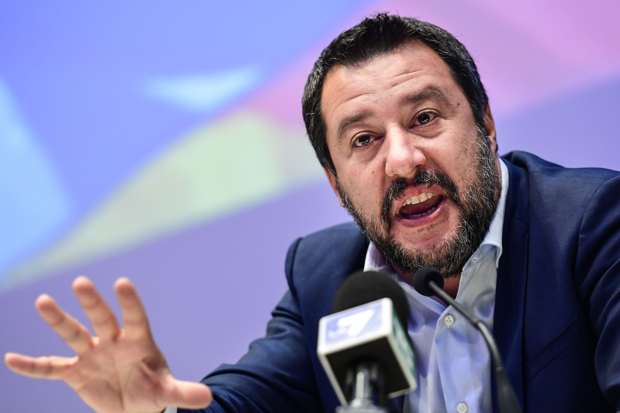 Matteo Salvini: "Non riaprirò i porti e l'Iva non aumenterà, dovessero ...
