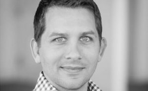 Arriva in Italia "IGIST" di Luke Larson: il primo romanzo da leggere in ...