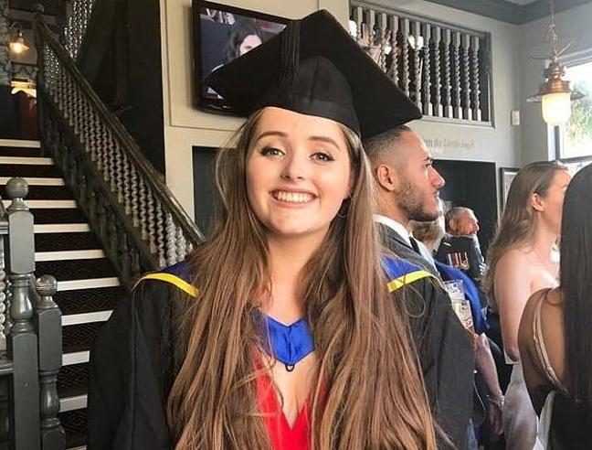 Grace, uccisa a 22 anni da un ragazzo conosciuto su Tinder. Il padre ...