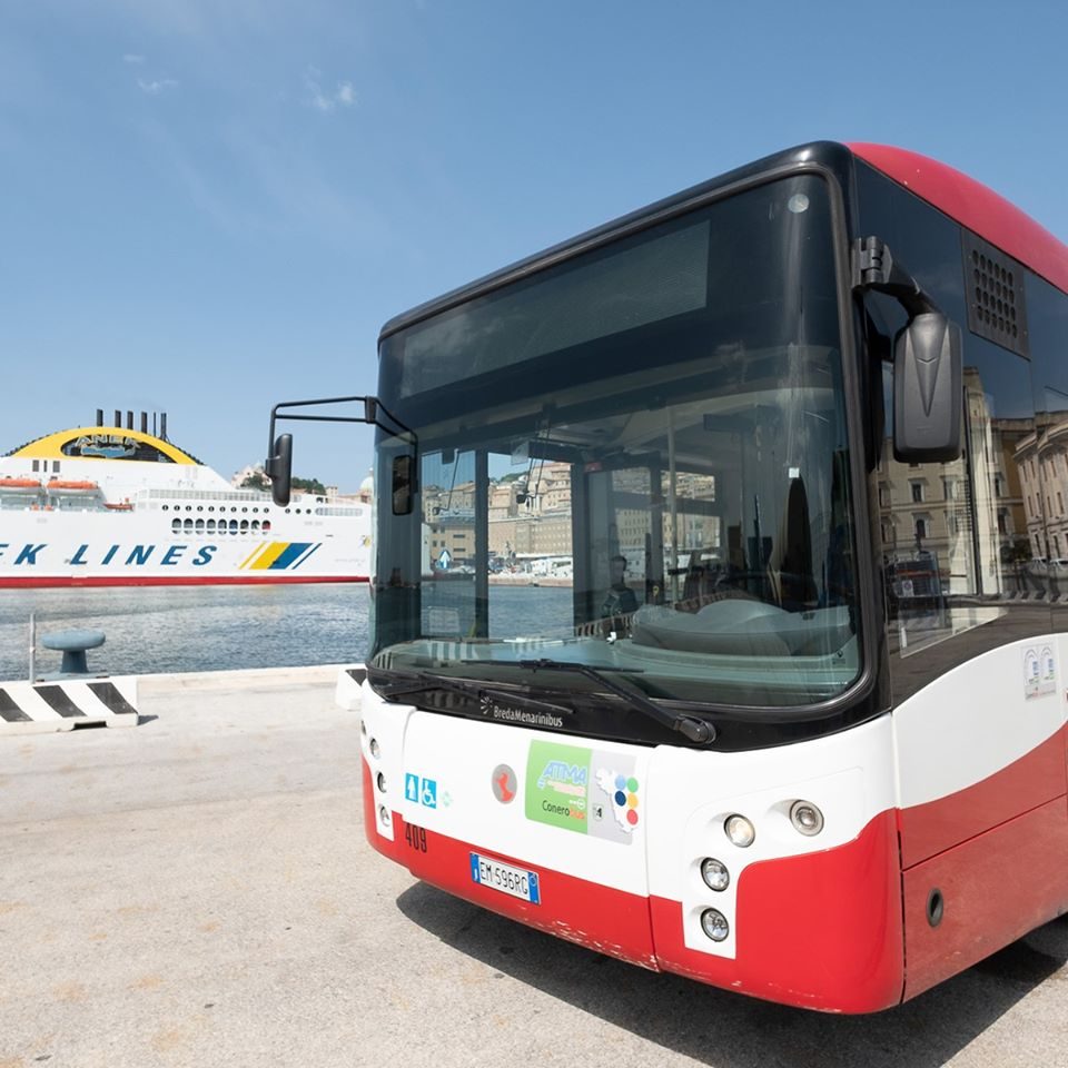 Ancona, vieta ad un passeggero di salire sul bus senza mascherina ...
