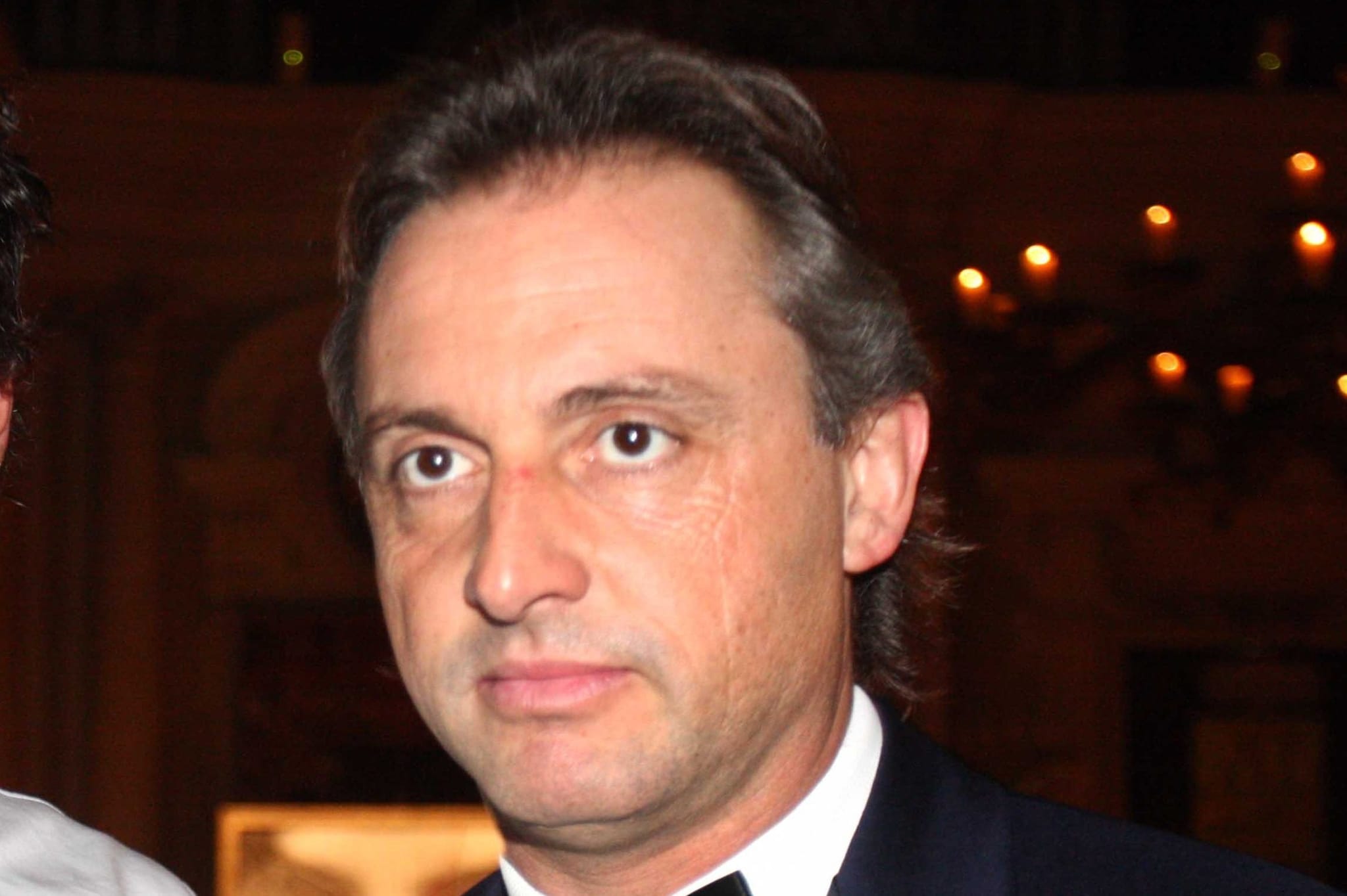 Usa, Trump concede la grazia a 73 persone: c'è anche l'imprenditore ...