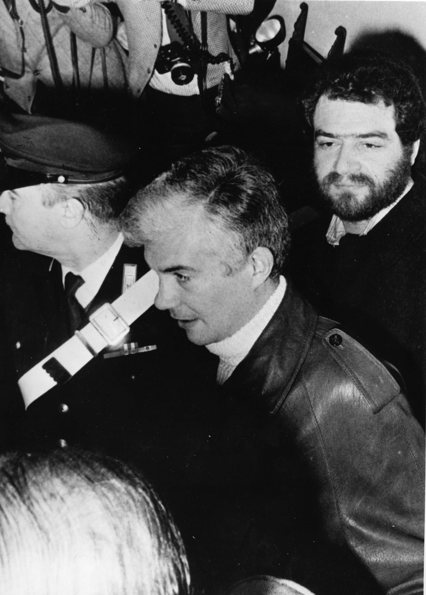 Piazza Fontana, 52 anni dopo ecco il tweet revisionista del Senato che ...