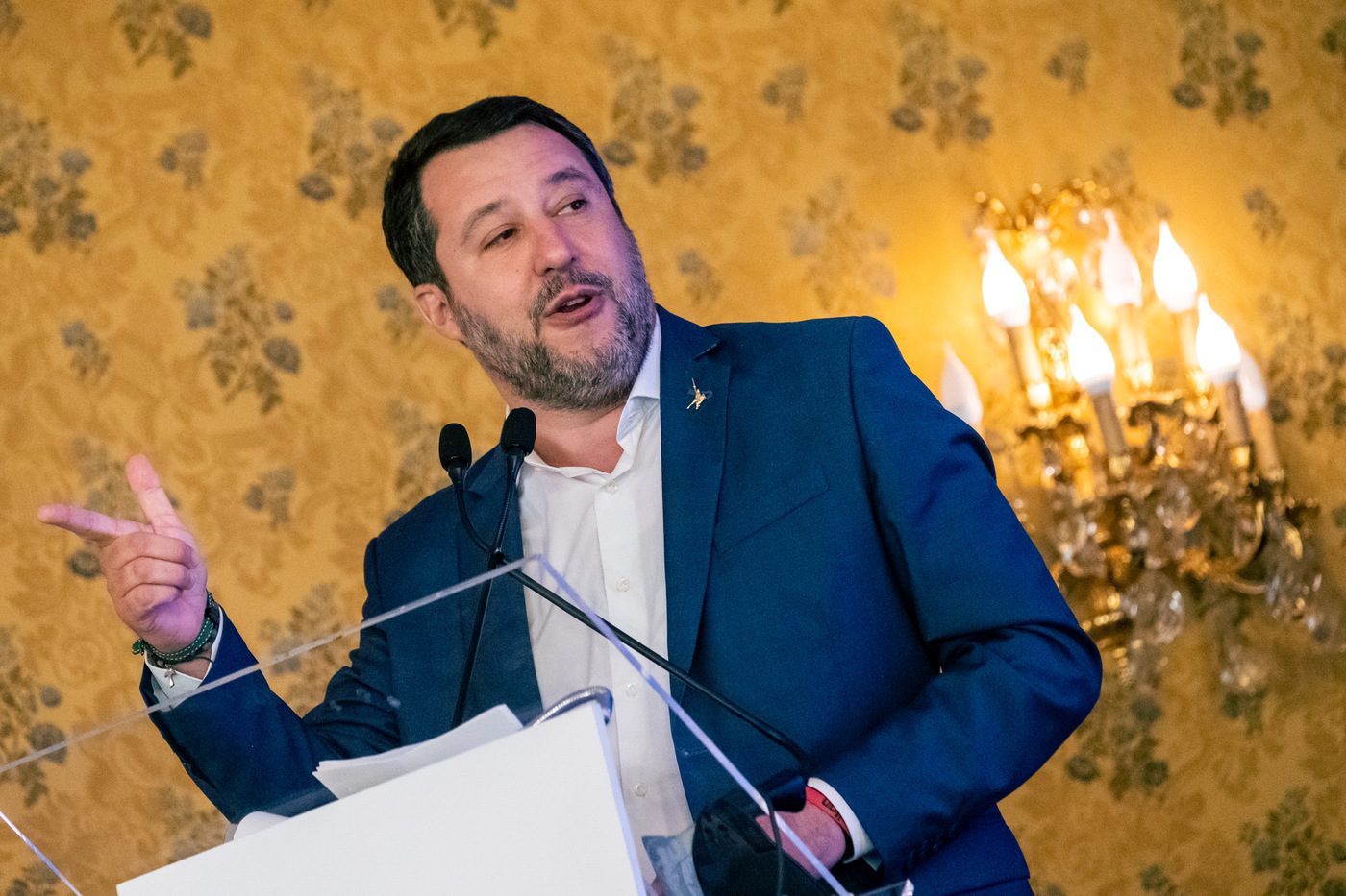 Salvini dice che non ha richiesto alcun visto e che non andrà a Mosca