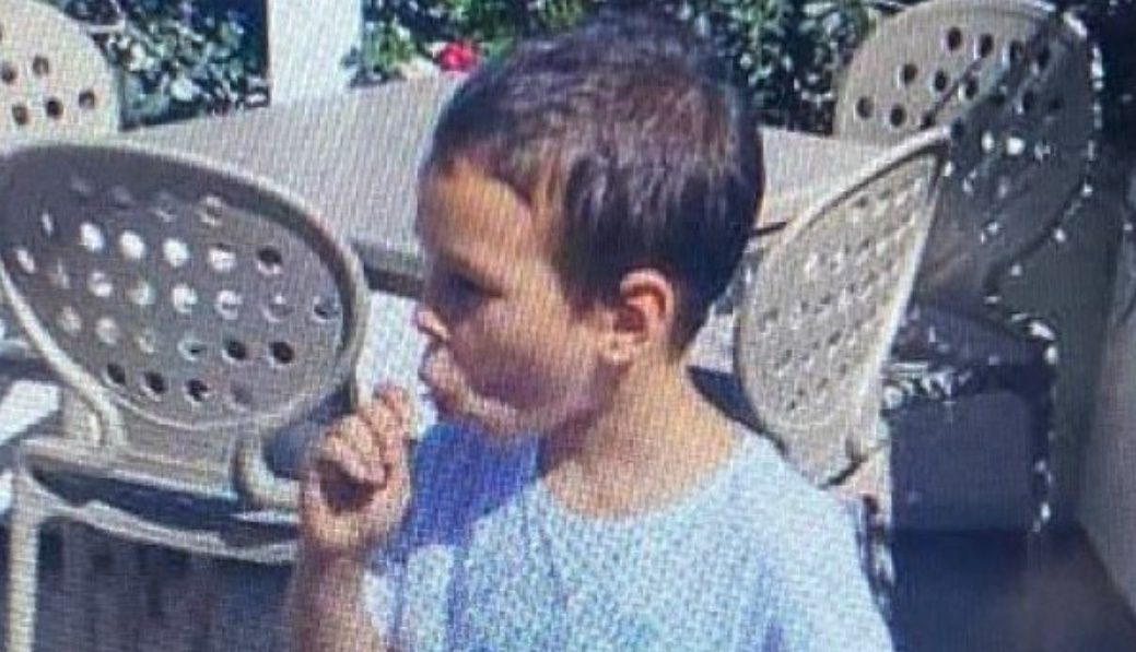 Morto a 4 anni mentre gioca al mare a Termini Imerese, autopsia sul ...
