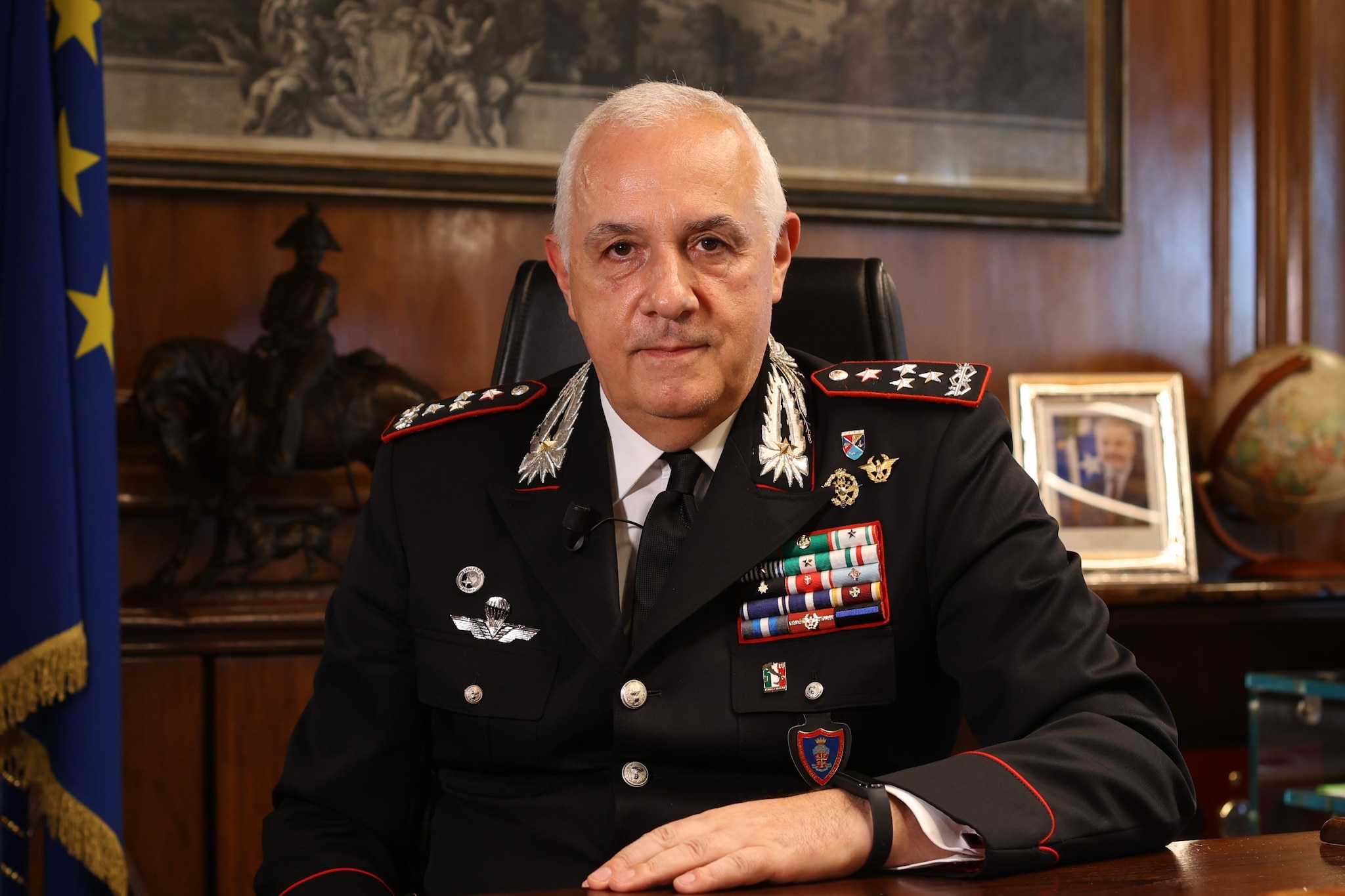 Cybercrimini, mafie e femminicidi: l'intervista al comandante Generale ...