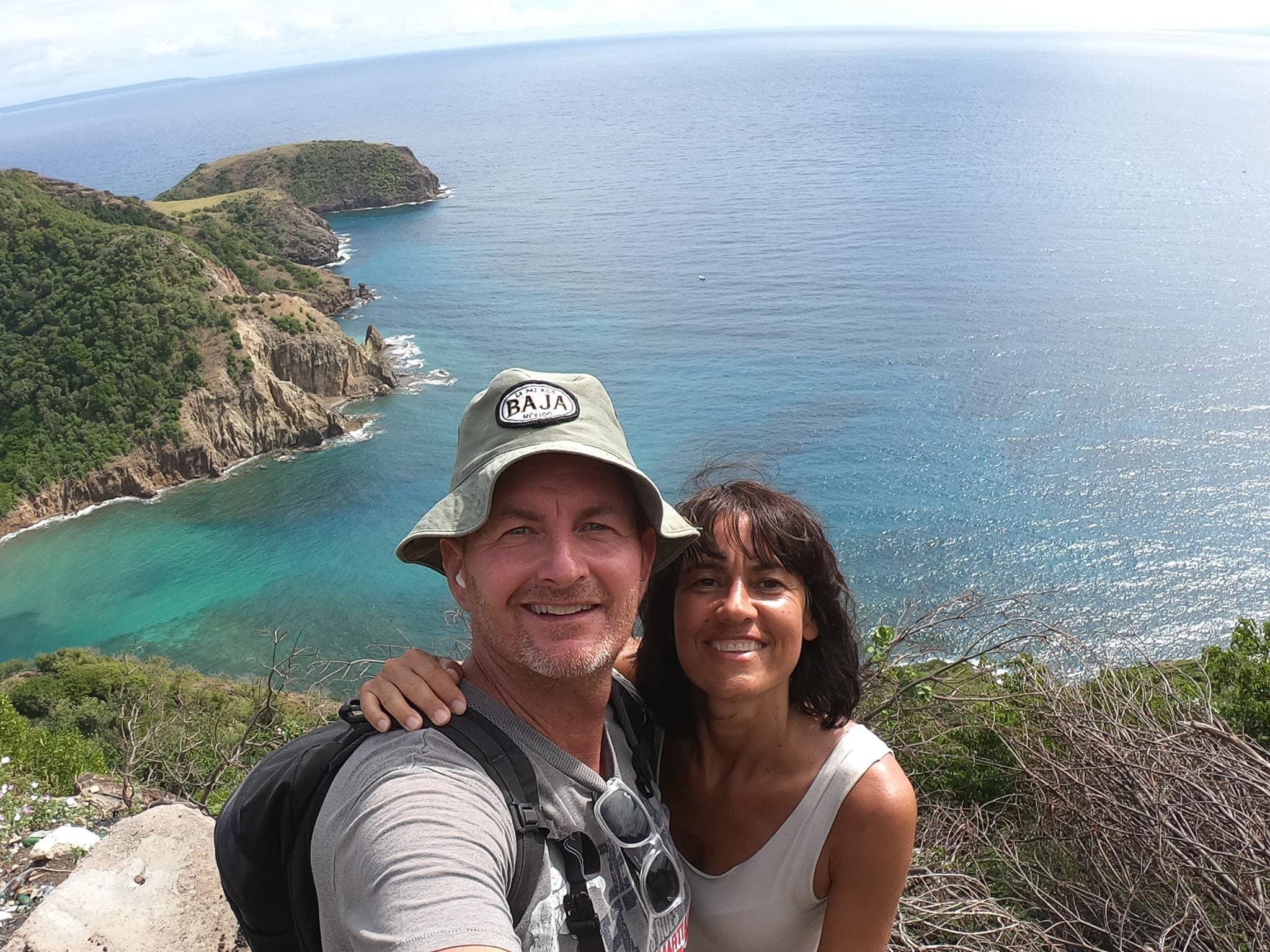 Rinuncia al “posto fisso” e viaggia per il mondo, la scelta di ... Rinuncia al “posto fisso” e viaggia per il mondo, la scelta di ...