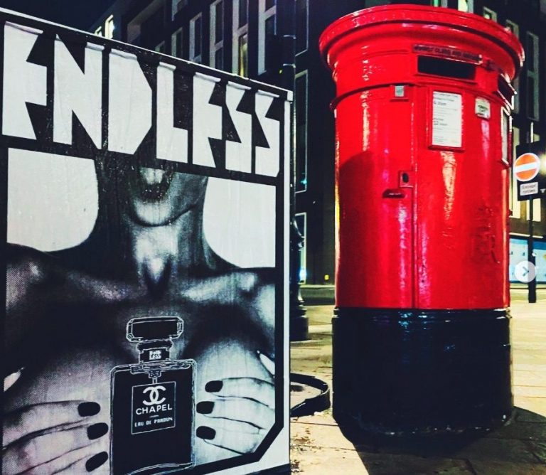 Chi è Endless, il primo street artist invitato alla Biennale di Venezia ...