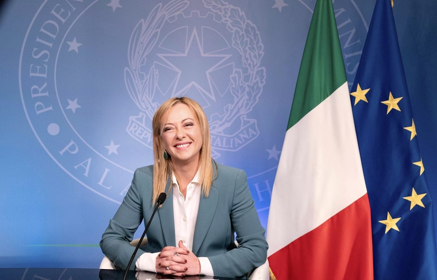 Sondaggi politici, Fratelli d'Italia non si ferma più: bene anche il ...