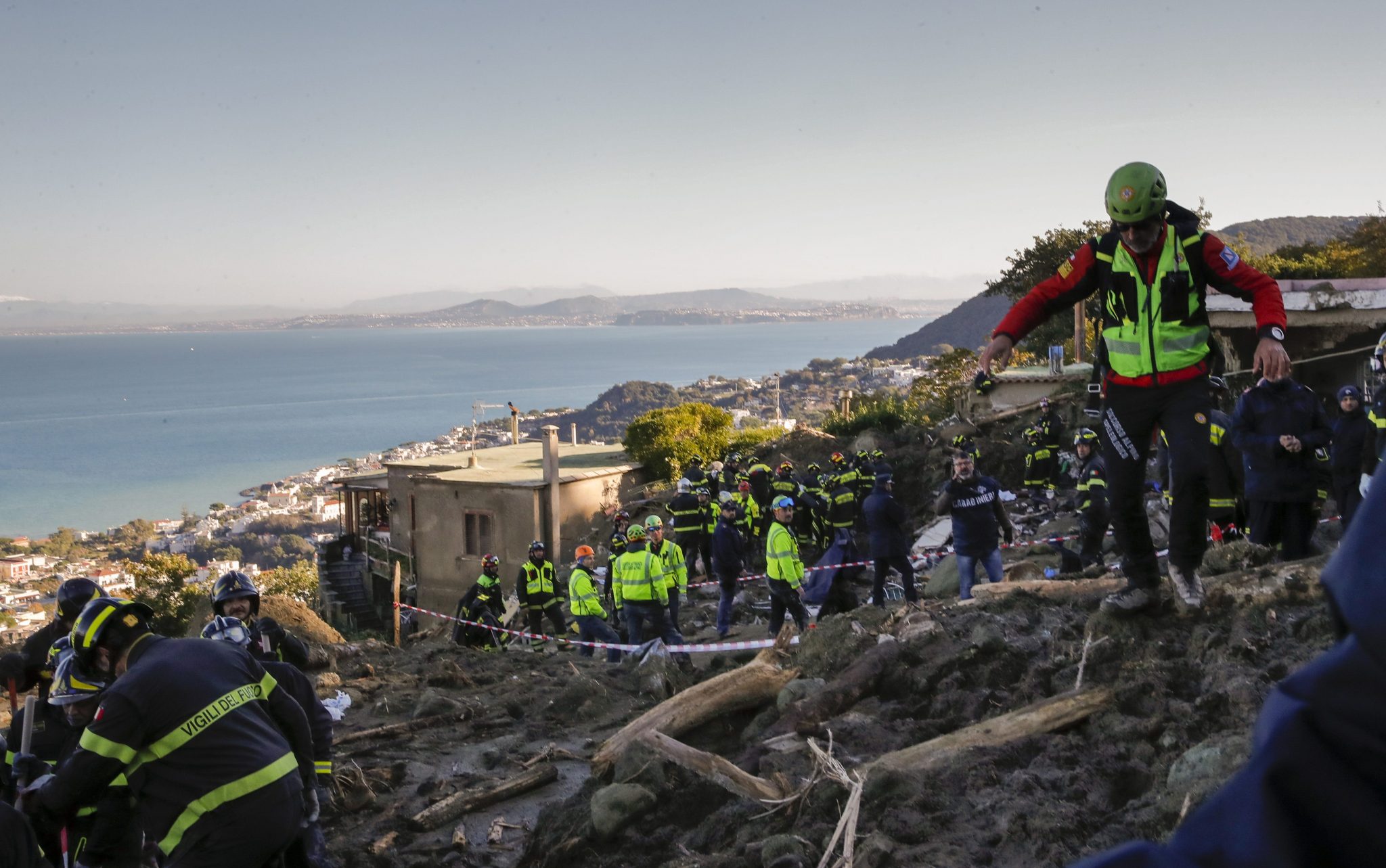 Quali sono i tre motivi della tragedia di Ischia