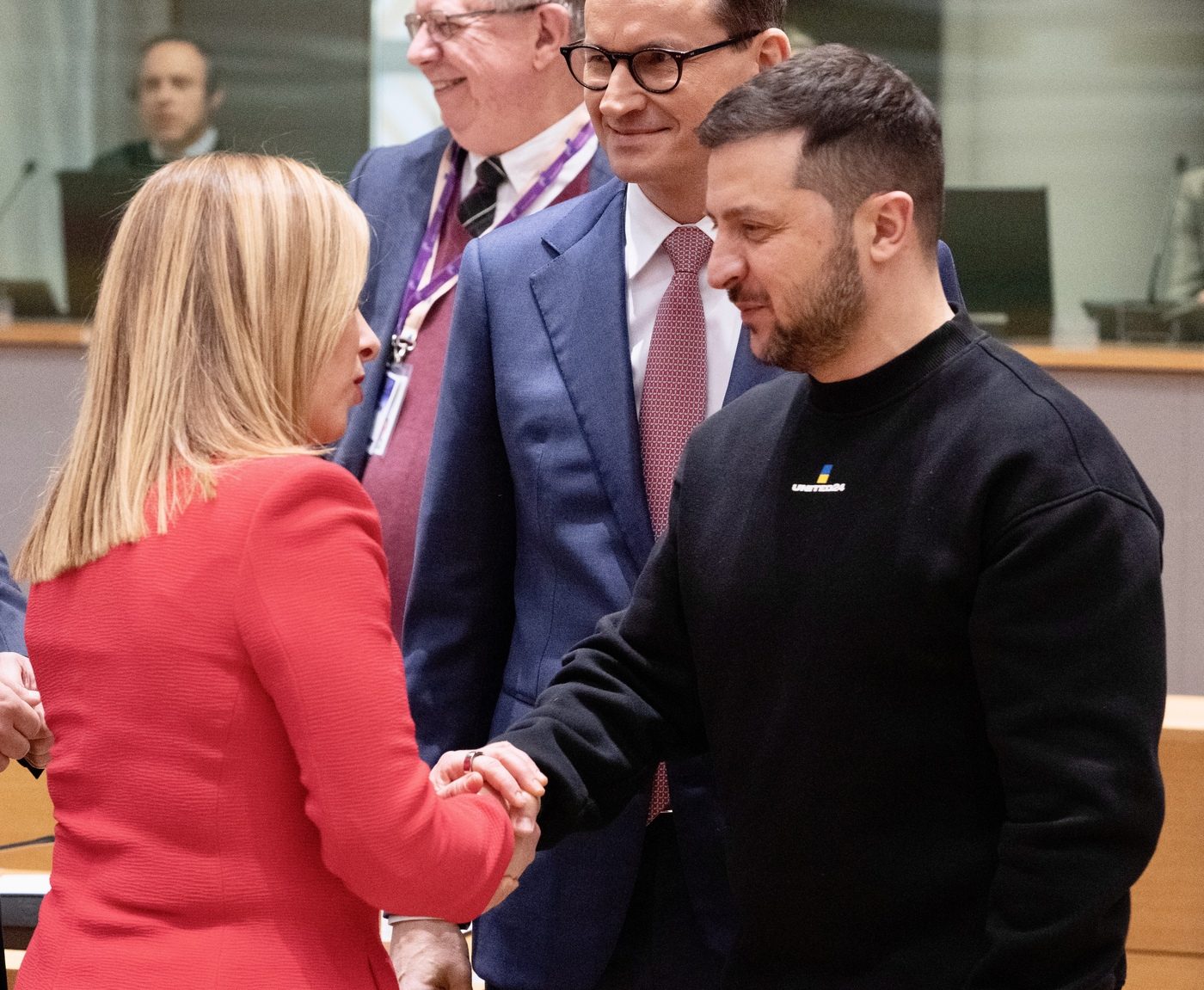 Alla fine Giorgia Meloni è riuscita a parlare a quattr'occhi con ...