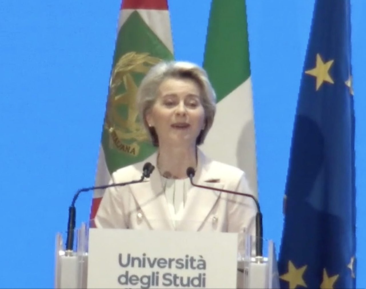 Mattarella e Ursula von der Leyen a Palermo dagli studenti: "Un segno ...
