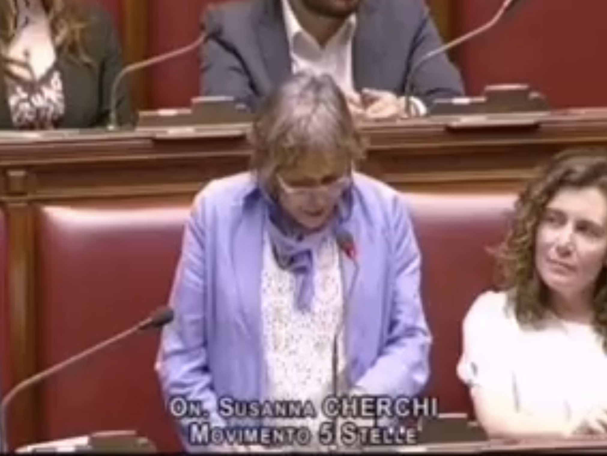 Una deputata del Movimento 5 Stelle cita Auschwitz per attaccare il ...