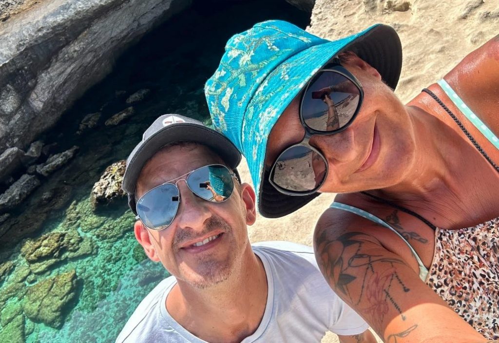 Ha bisogno di un rene, lo dona la moglie: “Meglio meno anni con lui che ...