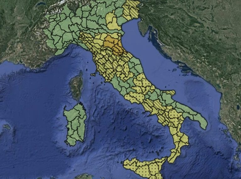 Maltempo, allerta meteo arancione e gialla per rischio temporali ...