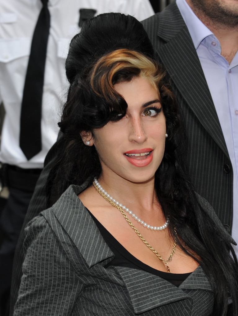 La storia di Amy Winehouse: il successo con Back to Black e la morte ...