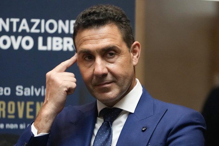 Ho letto tutto il libro del generale Roberto Vannacci, e non potete ...