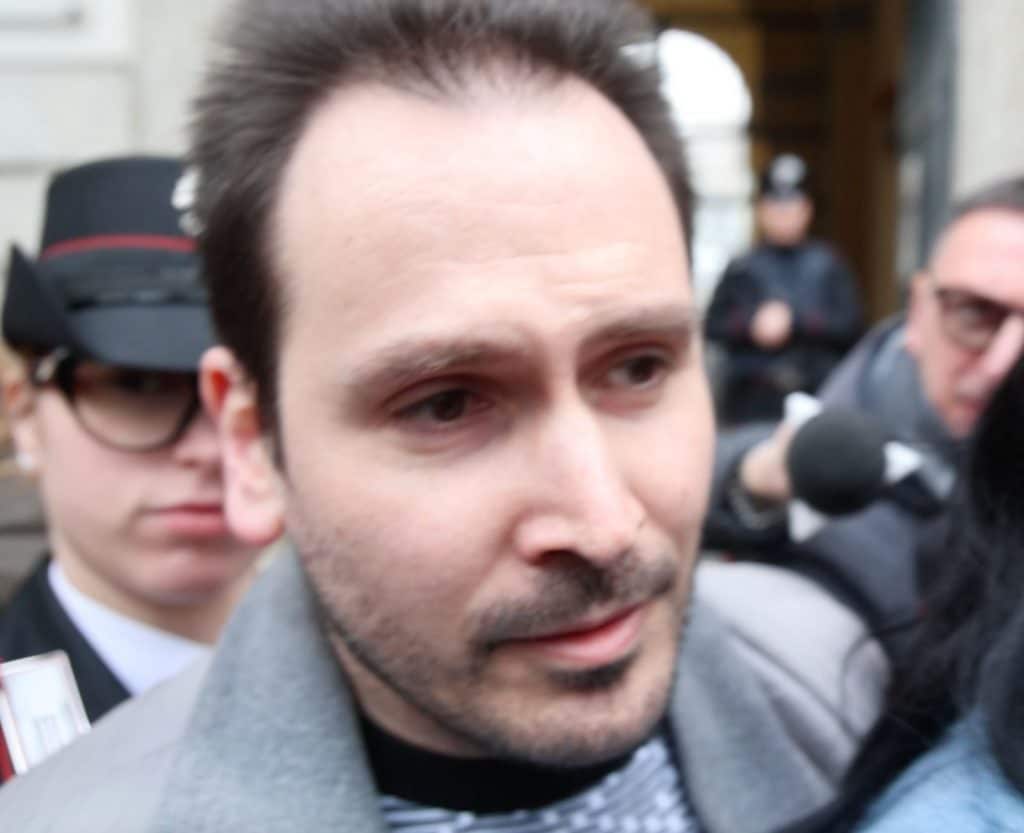 Omicidio di Garlasco, Andrea Sempio in caserma per il test del Dna, l ...