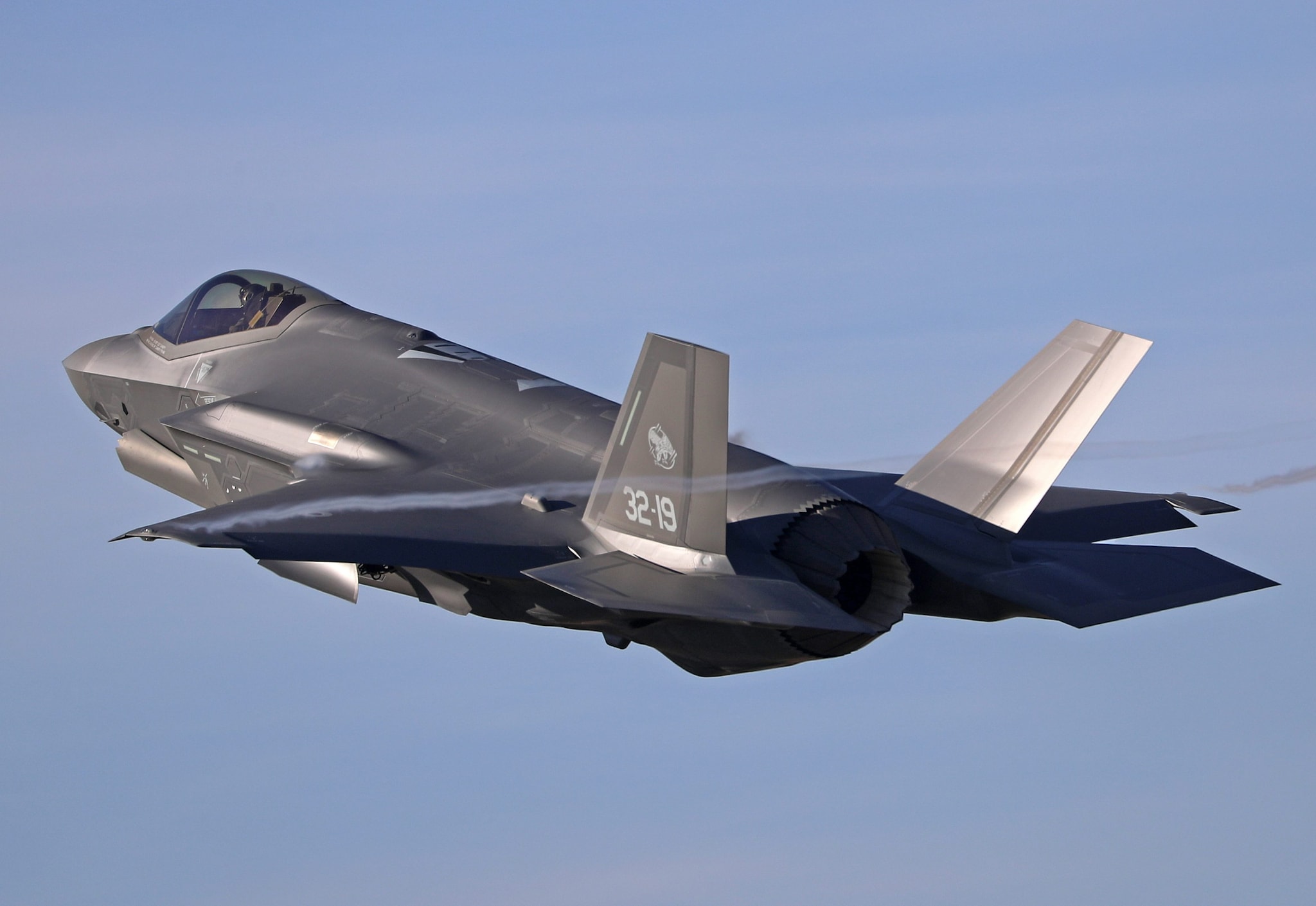 Mig-31 russi in spazio Nato per 12 minuti, intercettati da F35 italiani, Mosca nega: “Nessuno ...