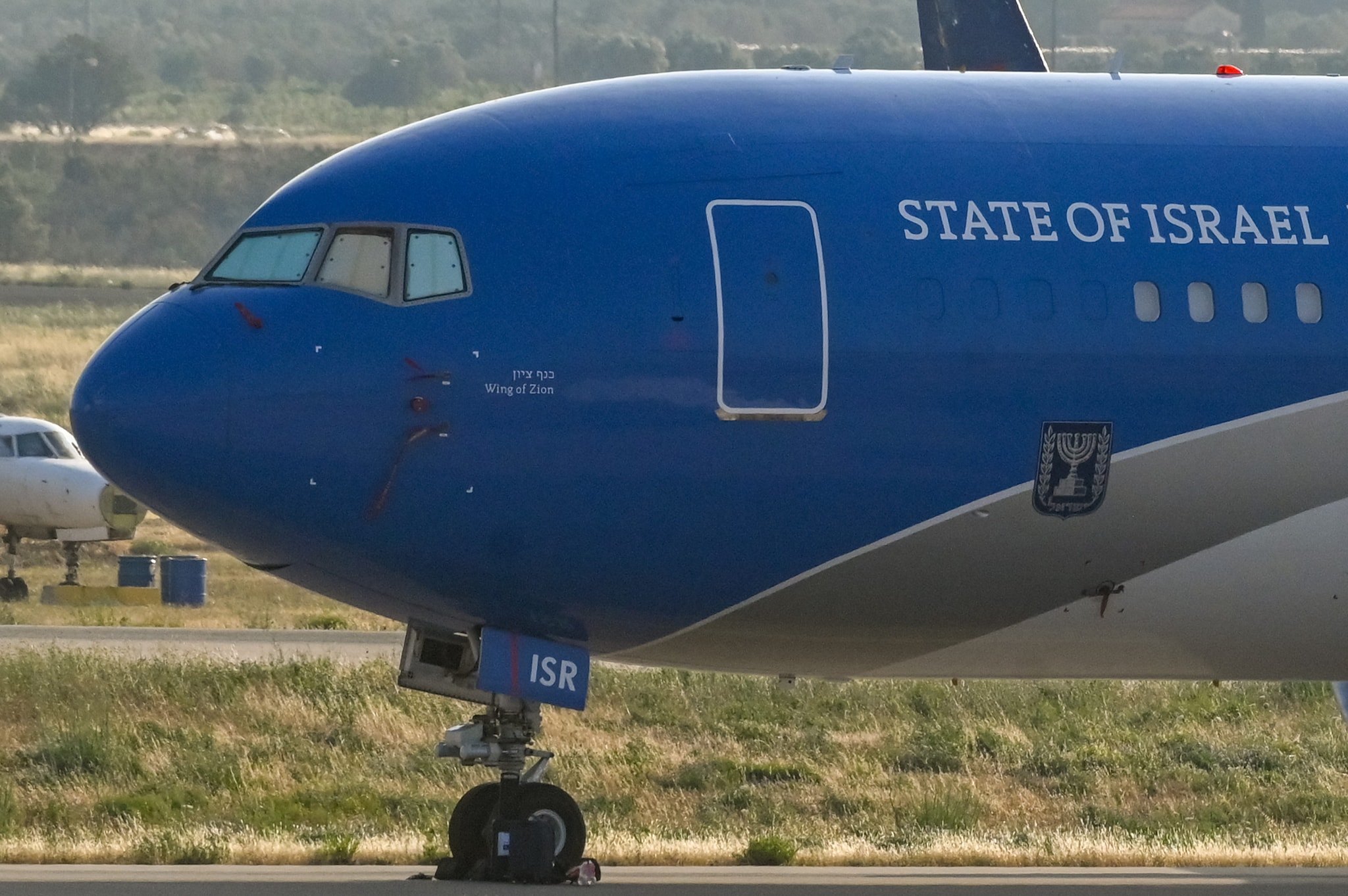 Lo slalom dell'aereo di Netanyahu: evita Francia e Spagna per non ...