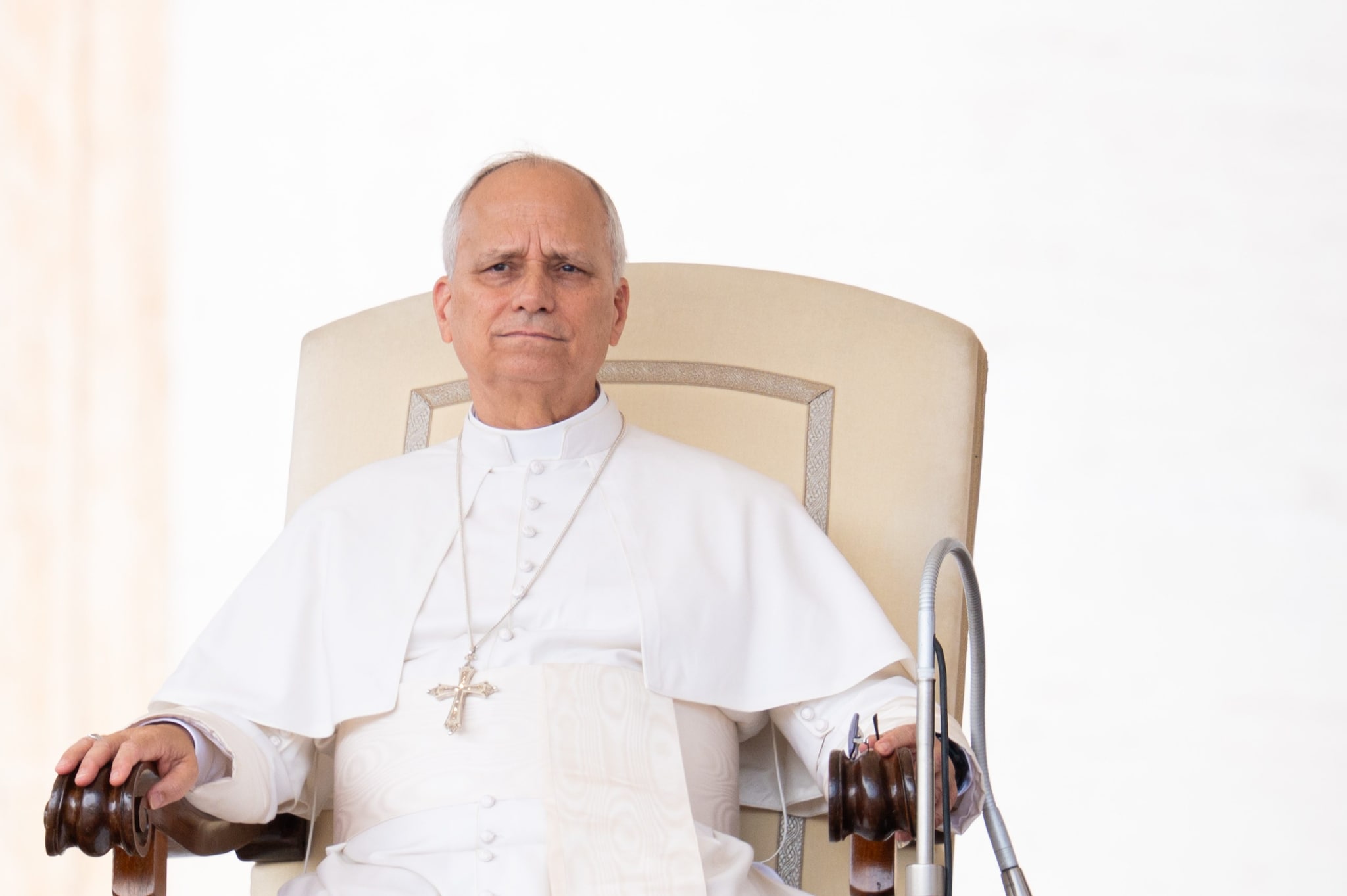 Papa Leone XIV sui gay: "Chiesa aperta a tutti, ma dottrina su ...
