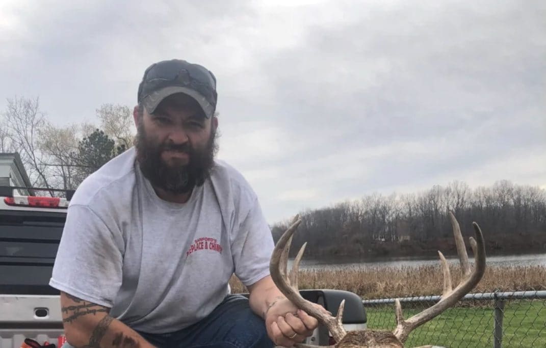 Chi è il killer dell’attentato in chiesa in Michigan, ex sergente dei ...