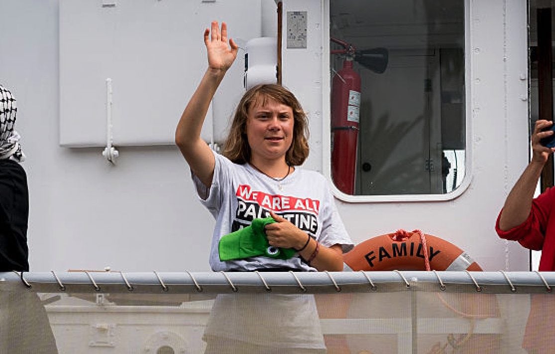 Perché Greta Thunberg lascia il consiglio direttivo della Flotilla ...