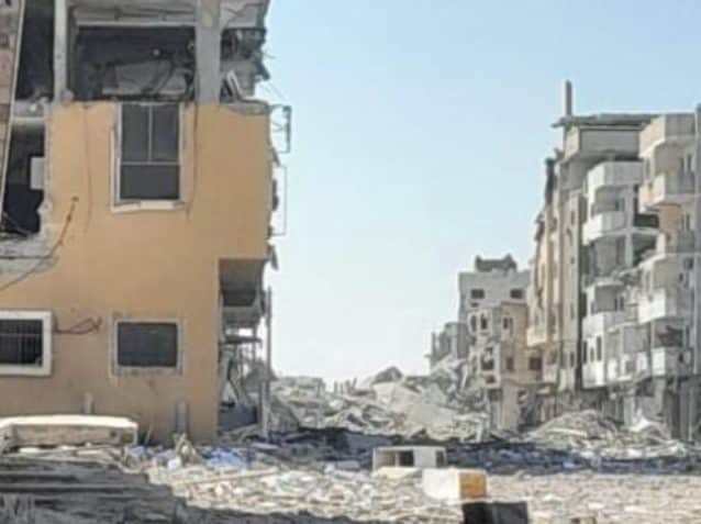 Le immagini del deragliamento della funicolare in centro a Lisbona: 15 morti