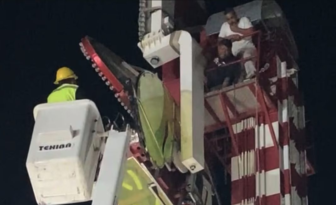 Collassa giostra Booster alla Fiera di San Felipe, in Messico: cinque ...