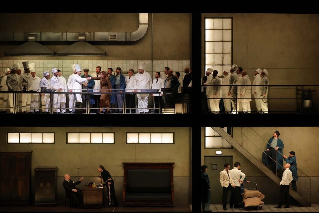 Il cast di Una Lady Macbeth del distretto di Mcensk alla prima della ...