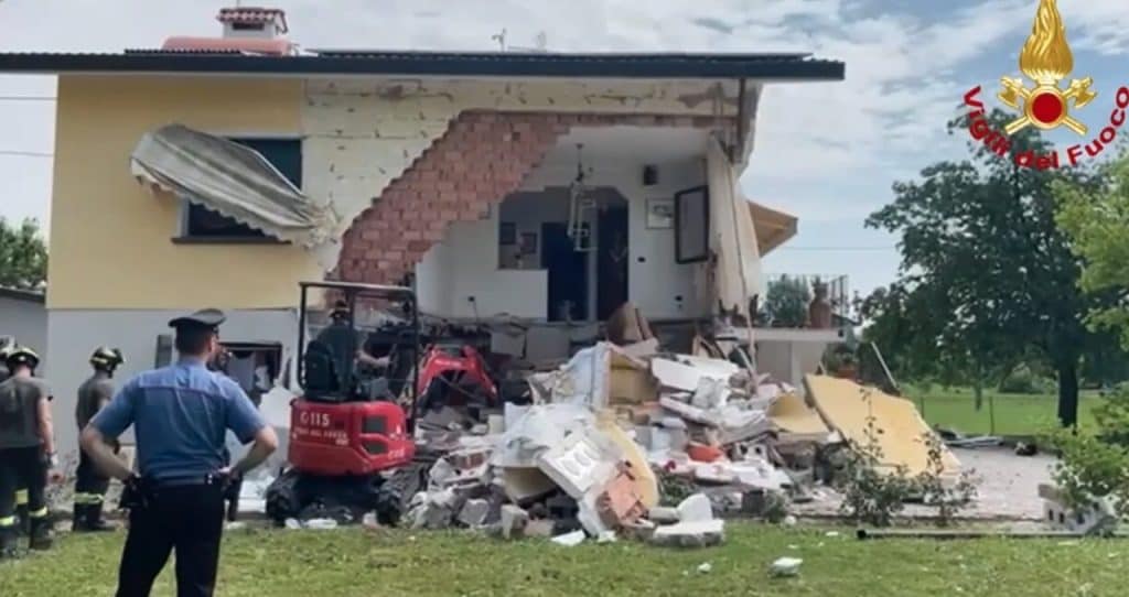 Apre il garage e scoppia tutto, Dario Vazzoler muore nell’abitazione a ...