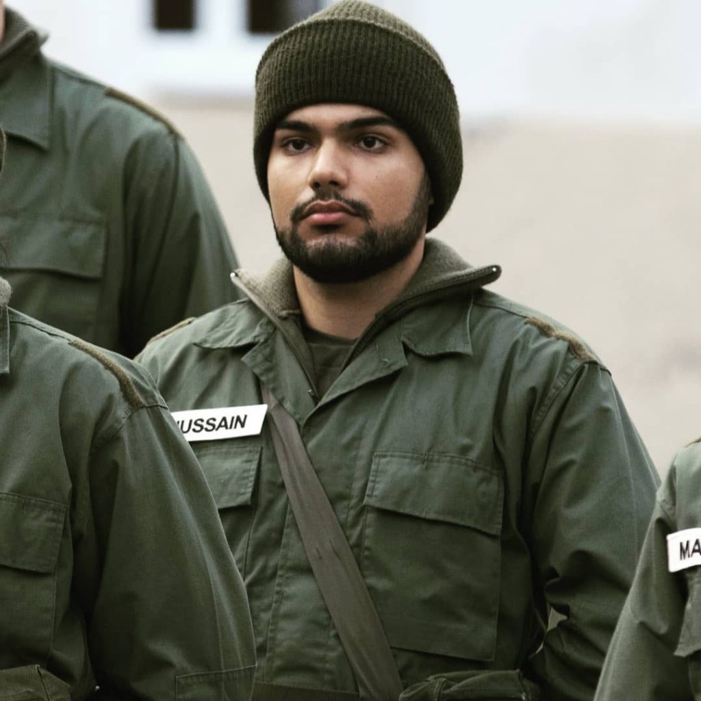 Omar Hussain prima e dopo La Caserma, com'è l'aspirante astronauta ...
