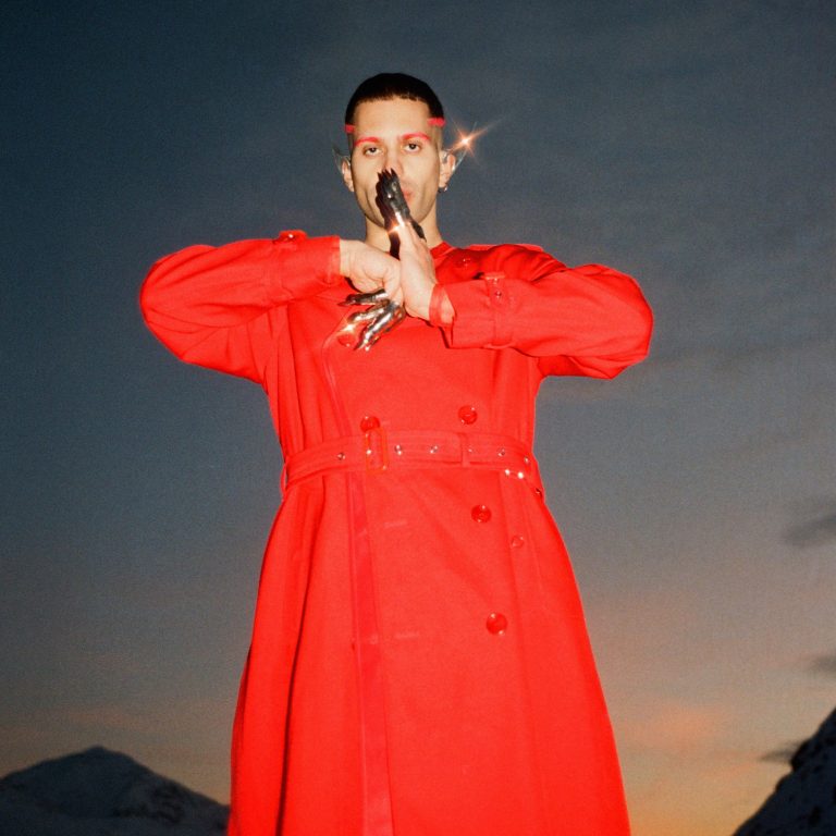 Mahmood si trasforma in Inuyasha: lancia il nuovo singolo con un look ...