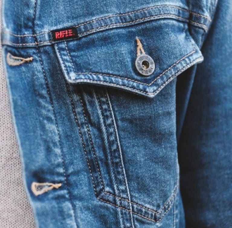 Rifle, come è nato il mito dei jeans italiani e i motivi del fallimento