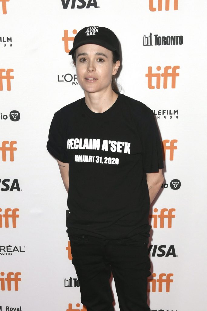 Che bello il sorriso di Elliot Page, finalmente a proprio agio nel suo ...