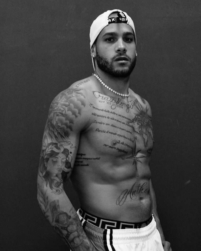 Marcell Jacobs, il significato dei tatuaggi del velocista alle ...