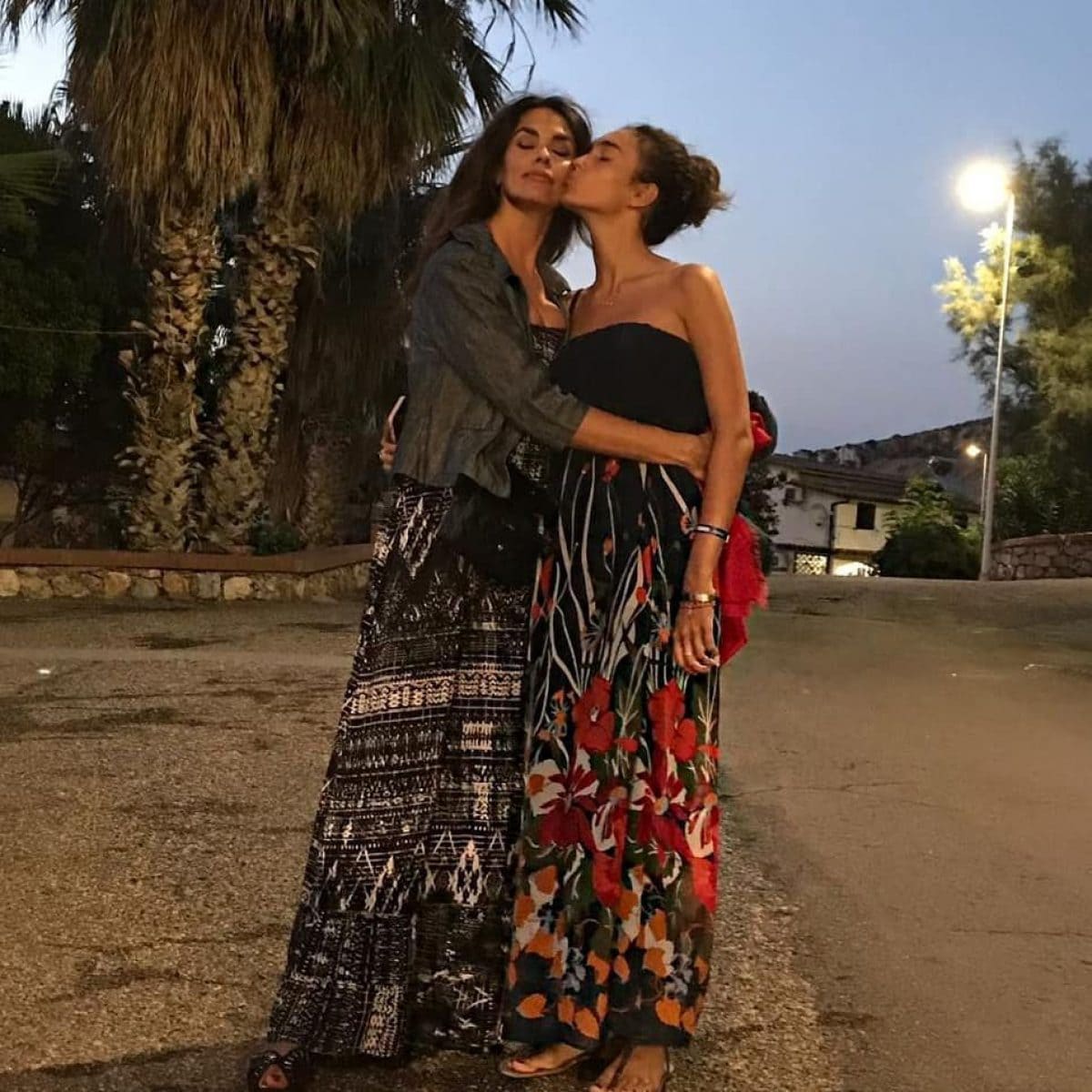 Giulia Violati, la figlia di Maria Grazia Cucinotta somiglia in modo ...