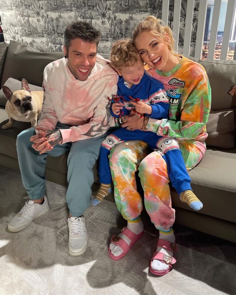 La sigla della serie "The Ferragnez": Chiara Ferragni passa dall'abito ...